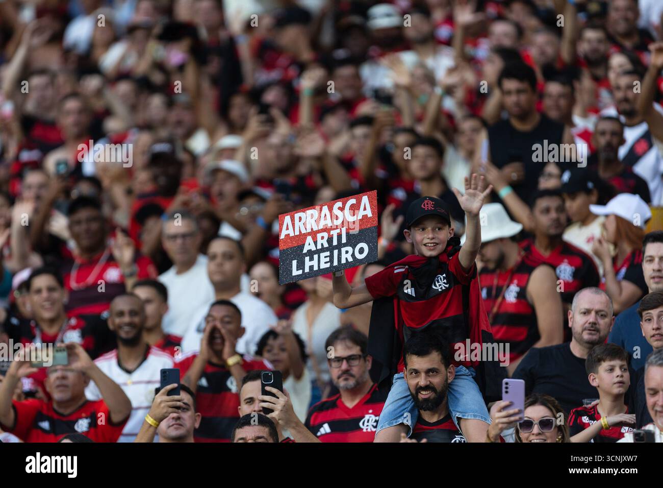RIO DE JANEIRO, BRAZIL - SEPTEMBER 21: FANS of Flamengo cheer prior to ...