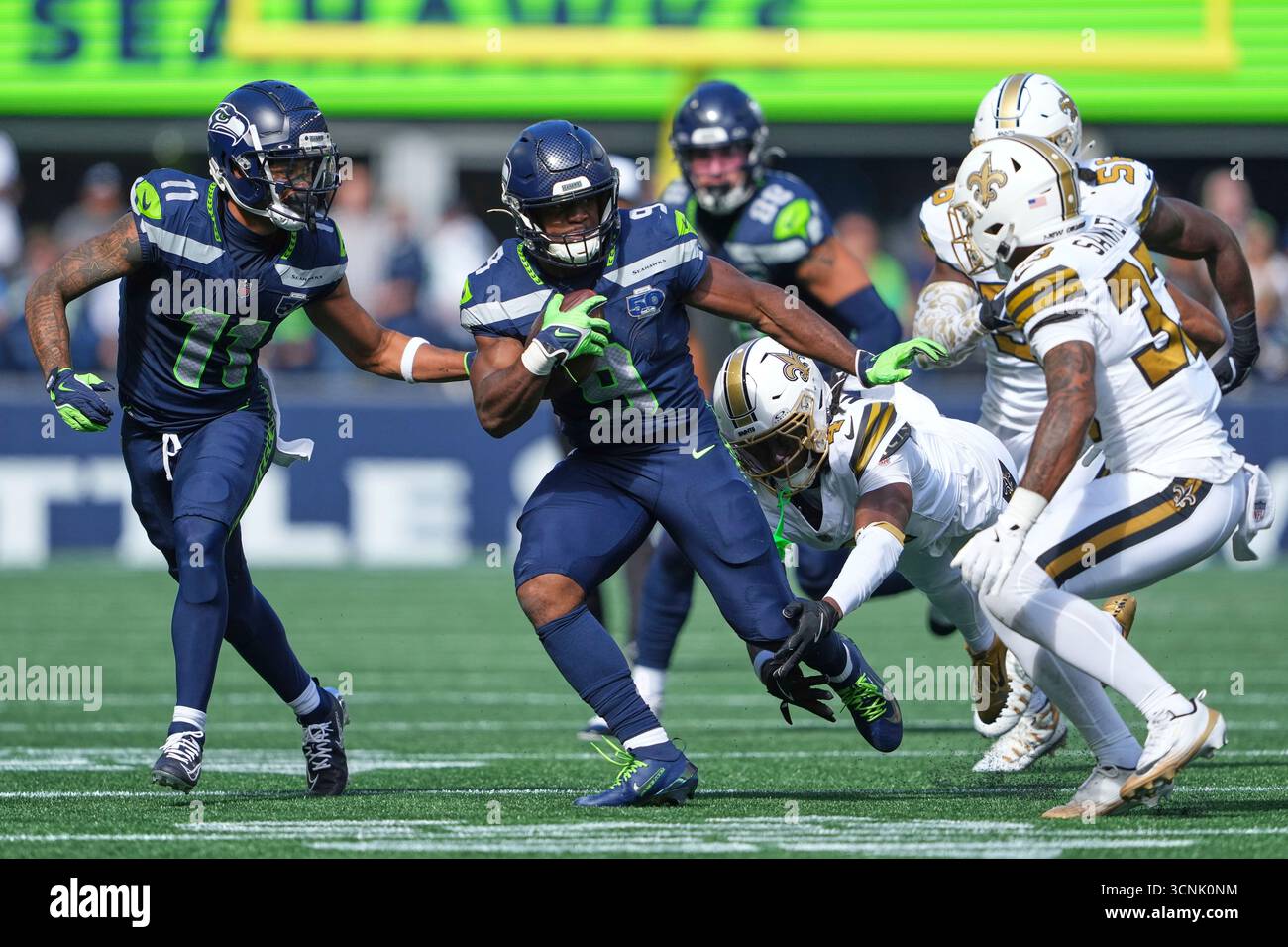 Seattle Seahawks running back Kenneth Walker III (9) carries against ...