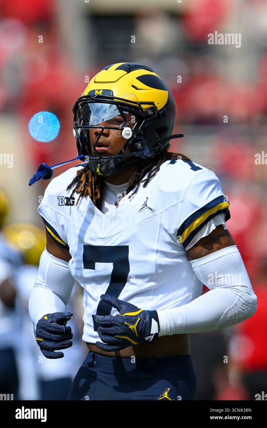 September 20, 2025: Michigan defensive back TJ Metcalf (7) during the ...