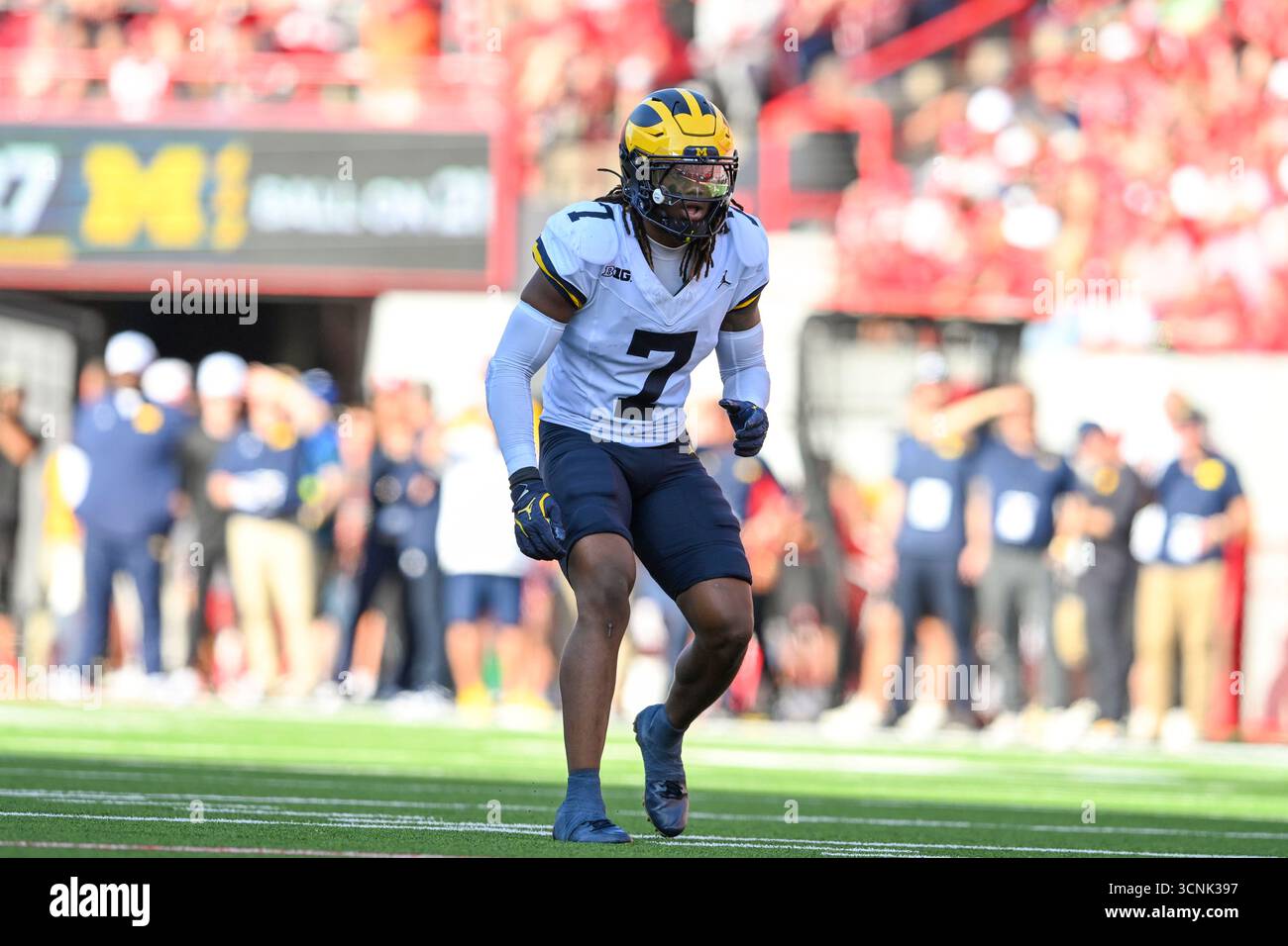 Lincoln, NE, USA. 20th Sep, 2025. Michigan defensive back TJ Metcalf (7 ...