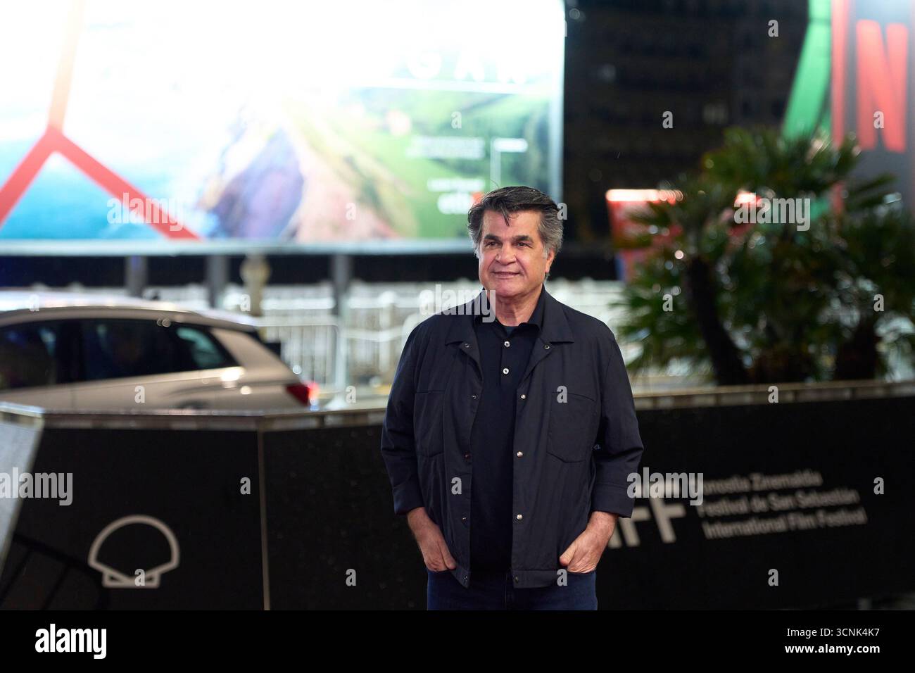 Jafar Panahi attended 'Un simple accident (A simple accident)' Red ...