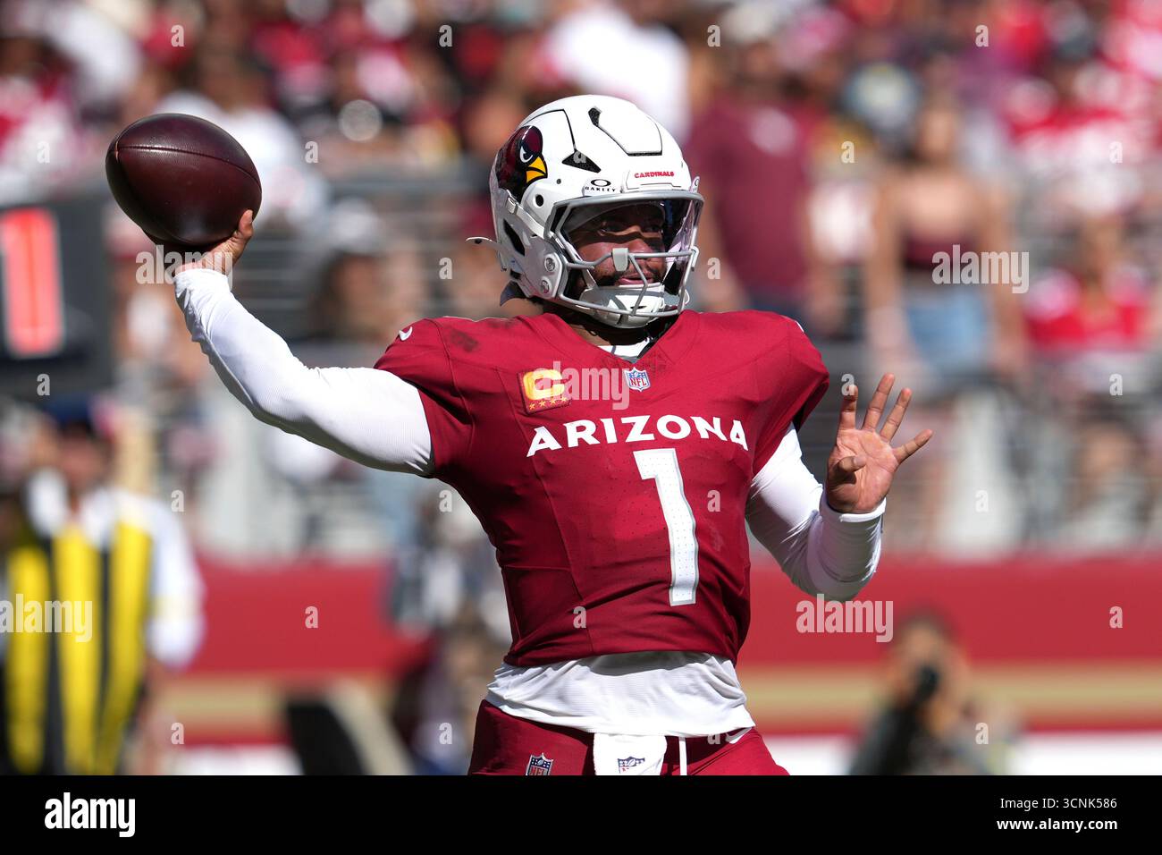 Arizona Cardinals quarterback Kyler Murray passes during the second ...