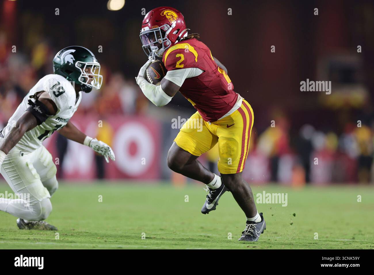 LOS ANGELES, CA - SEPTEMBER 20: USC Trojans running back Waymond Jordan ...