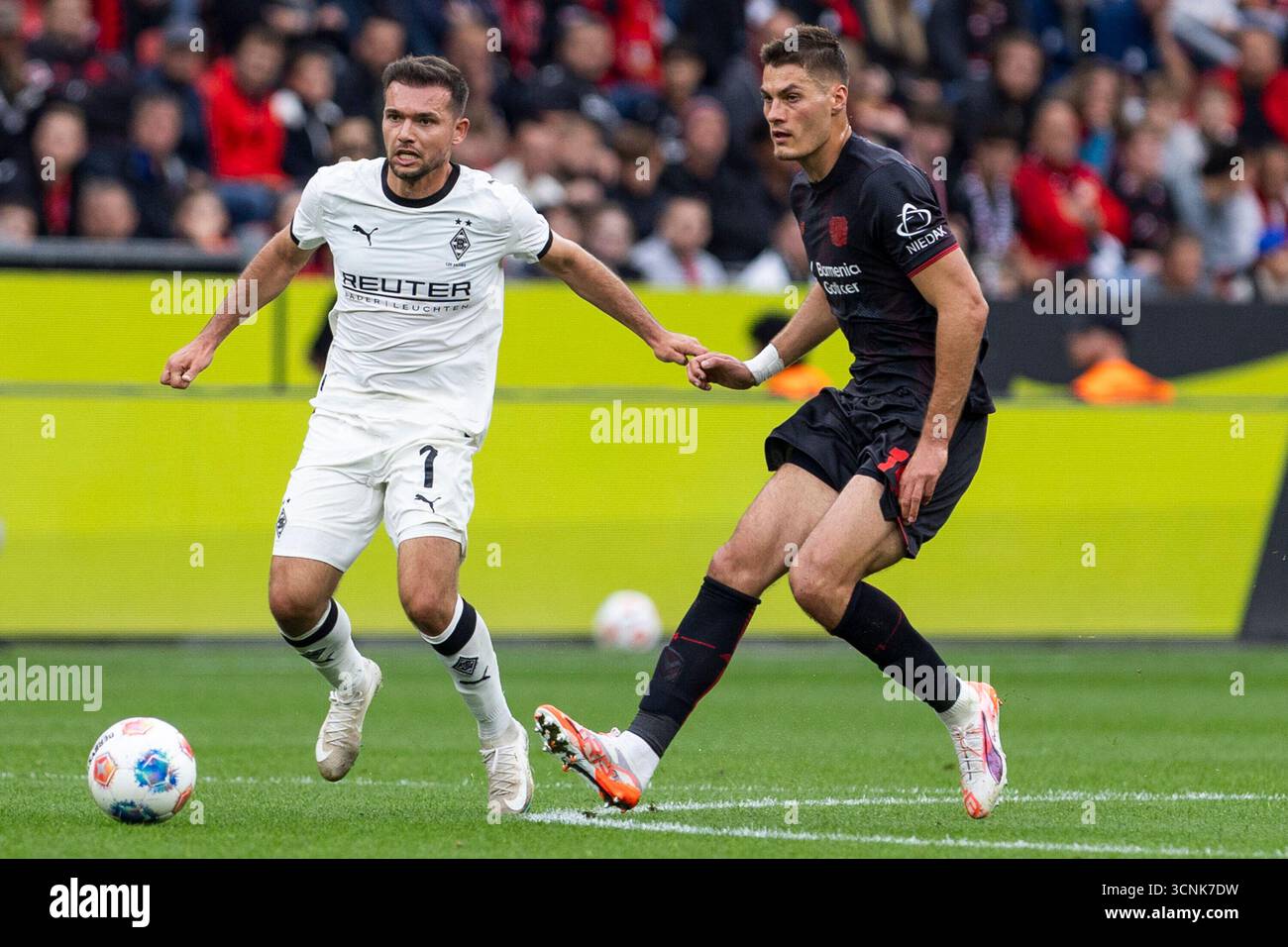 Patrik Schick (Bayer 04 Leverkusen, 14), Kevin St?ger (Borussia M?nchengladbach, 7). Bundesliga ...