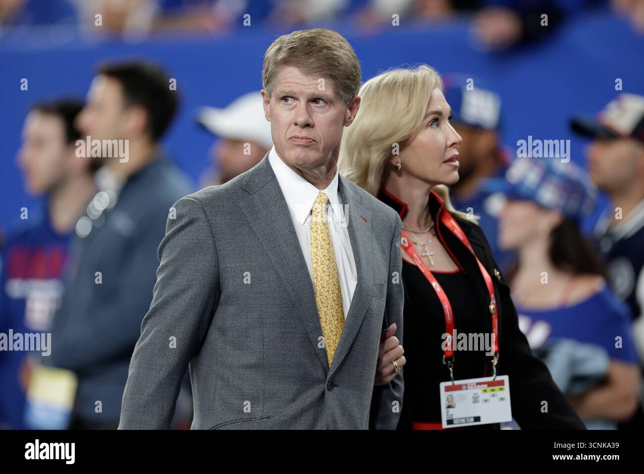 Kansas City Chiefs owner Clark Hunt, left, and his wife, Tavia Hunt ...