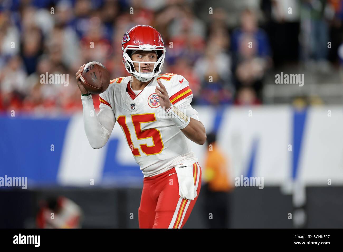 Kansas City Chiefs quarterback Patrick Mahomes drops back to pass ...