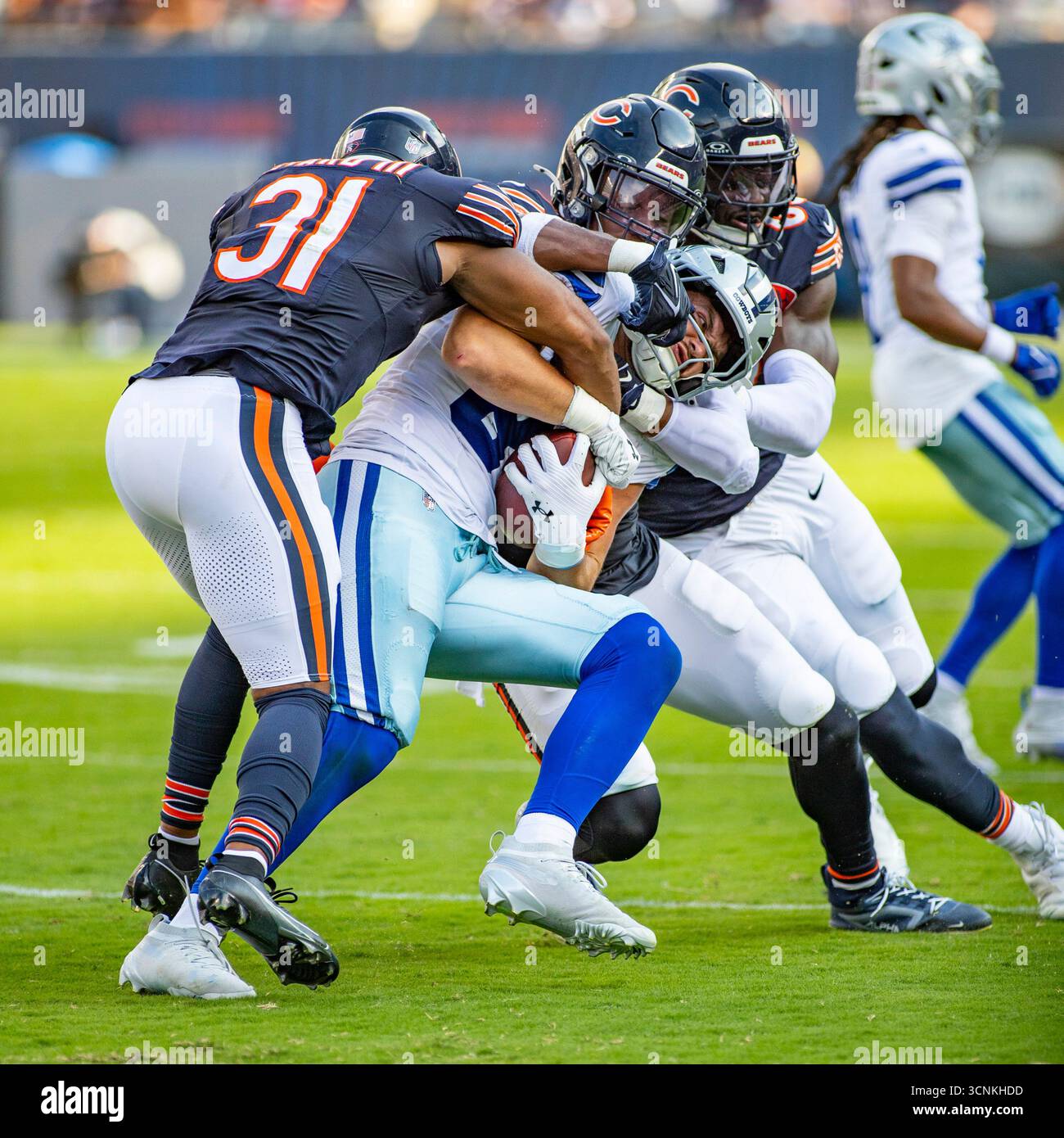 September 21, 2025: Chicago Bears Kevin Byard III (31) tackles Dallas ...