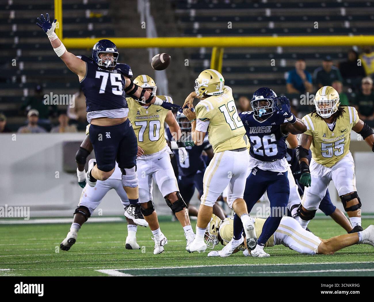 September 18, 2025: Rice University defensive lineman Blake Boenisch ...