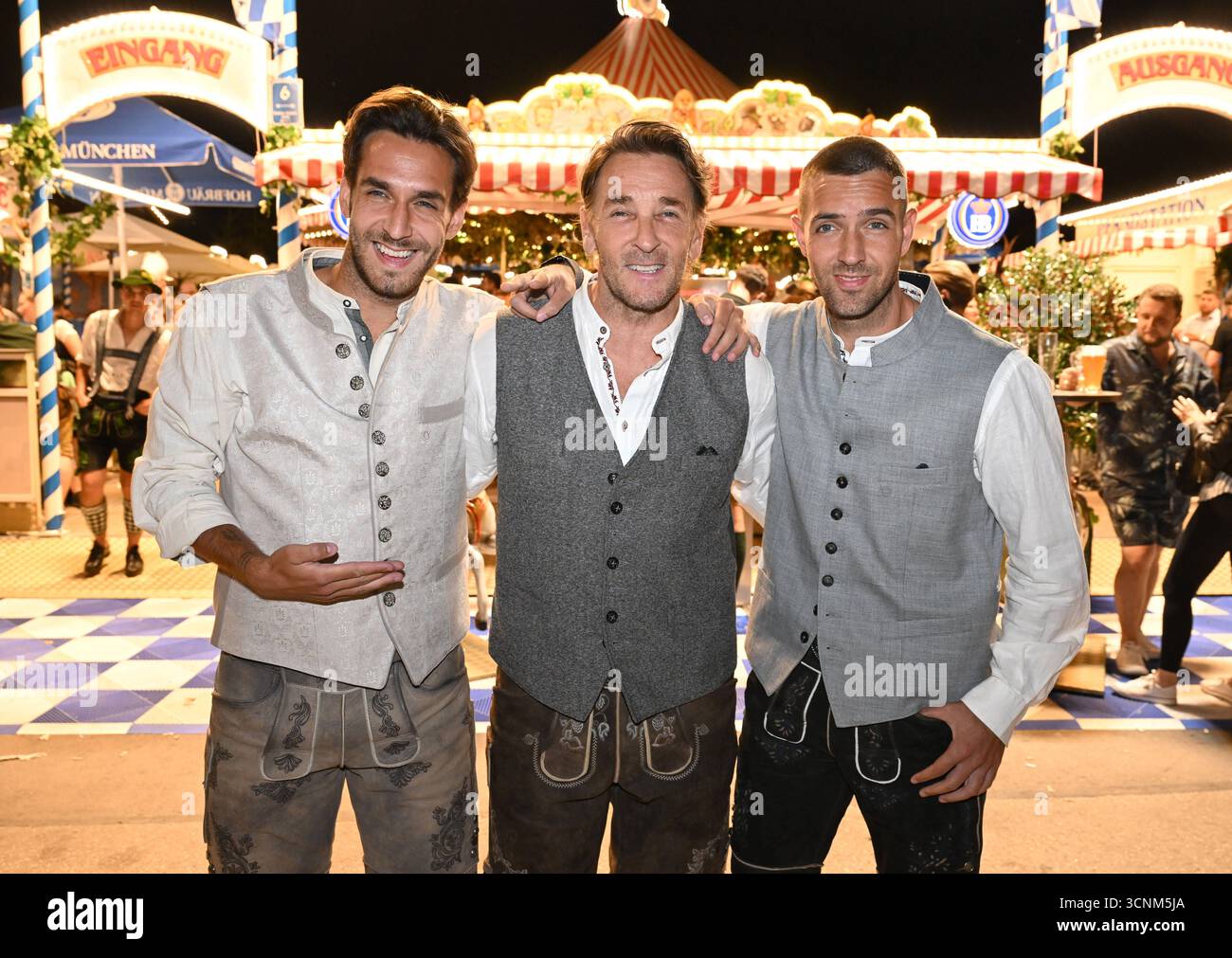 Mark Keller mit Sohn Joshua und Aaron / Oktoberfest / Wiesn / München ...