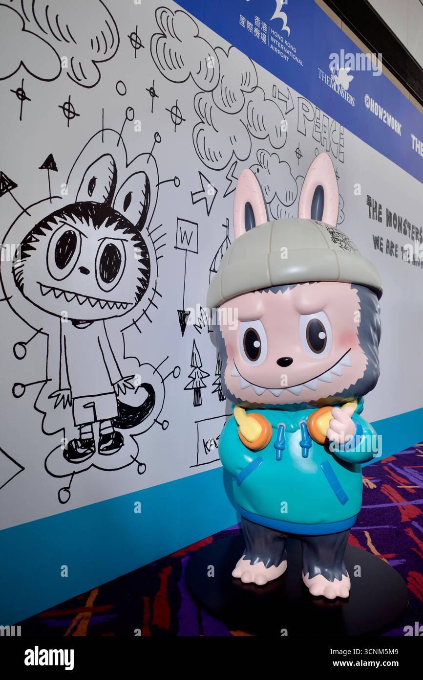 LABUBU In Hong Kong LABUBU, The Monsters player of POP MART sculpture ...