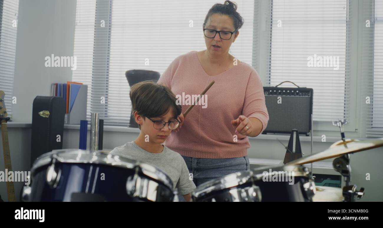 Primary school boy practicing sense hi-res stock photography and images ...