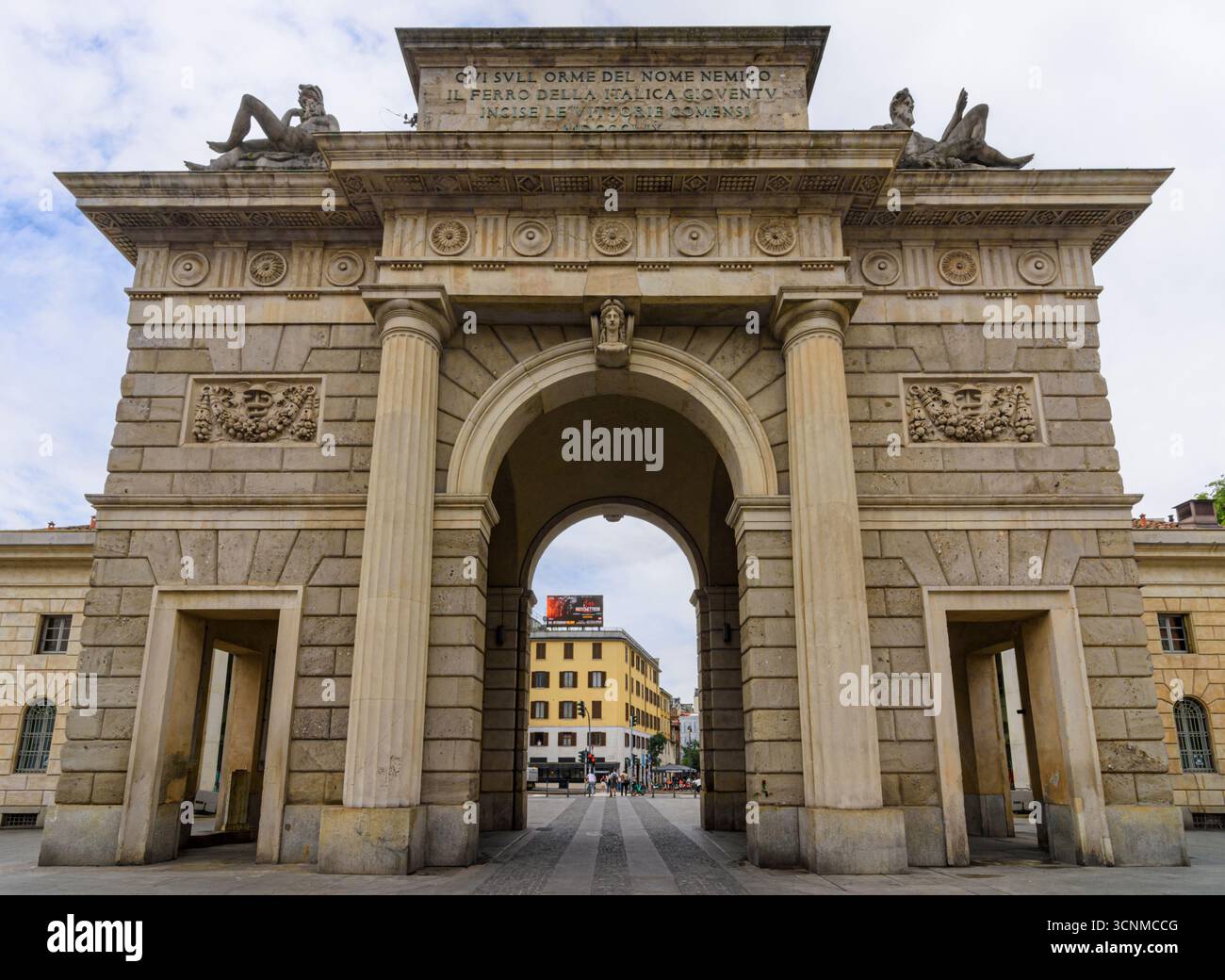 City gate of Porta Garibaldi in Piazza XXV Aprile, Milan, Italy Stock ...