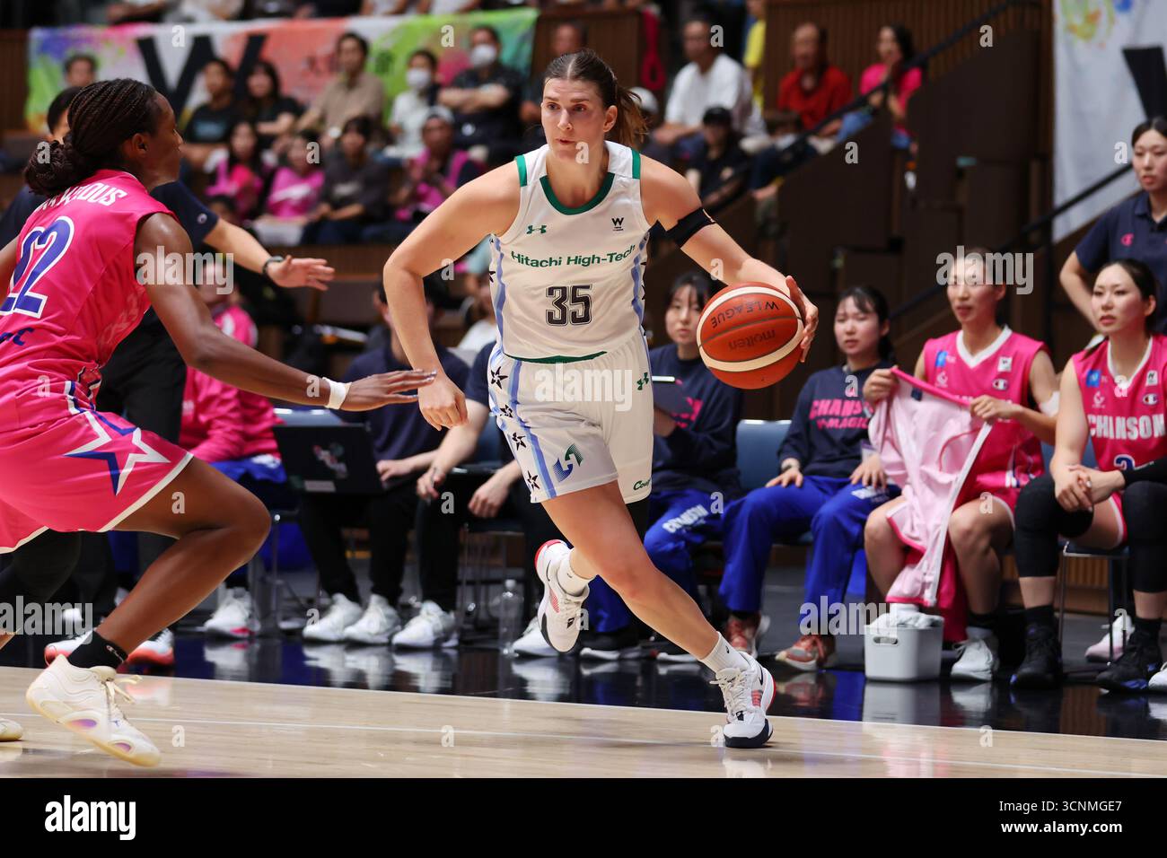 Devos Lore (Cougars), SEPTEMBER 21, 2025 - Basketball : W League United ...