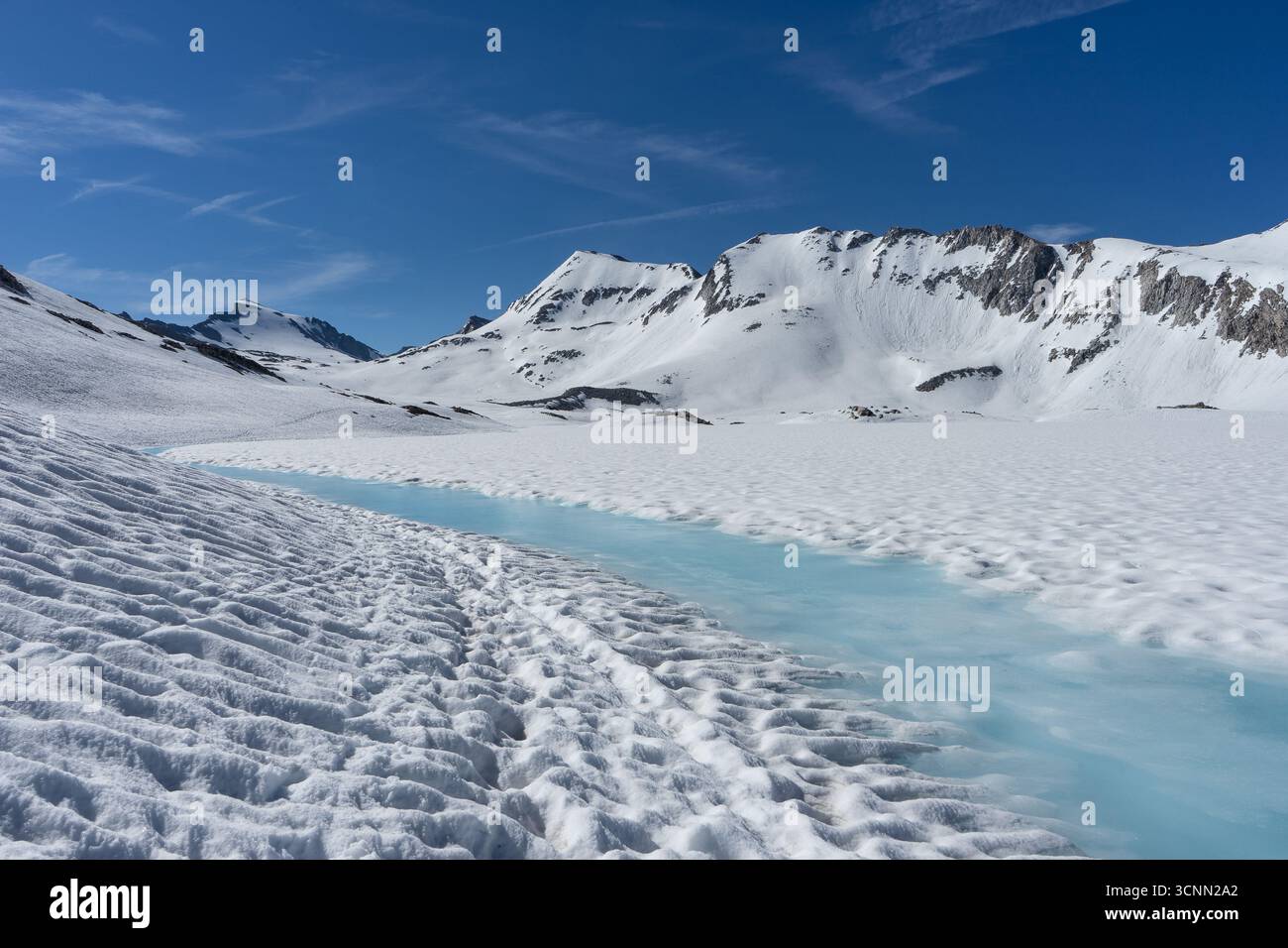 Frozen Valley in Sierra Nevada looking back at Muir Pass from the ...
