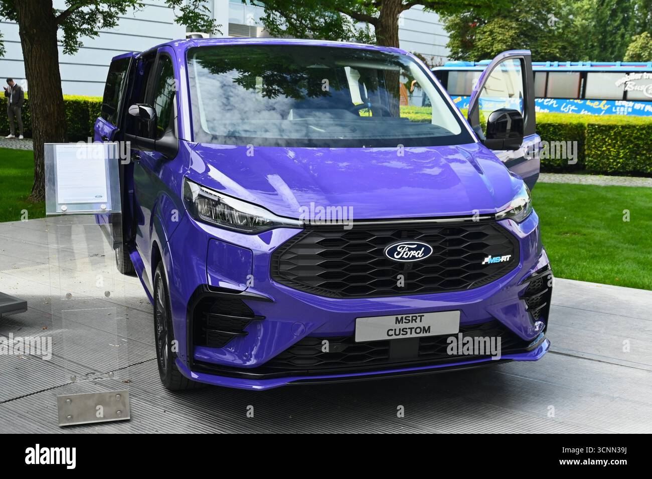 Die Internationale Automobil-Ausstellung, kurz IAA, ist eine der ...