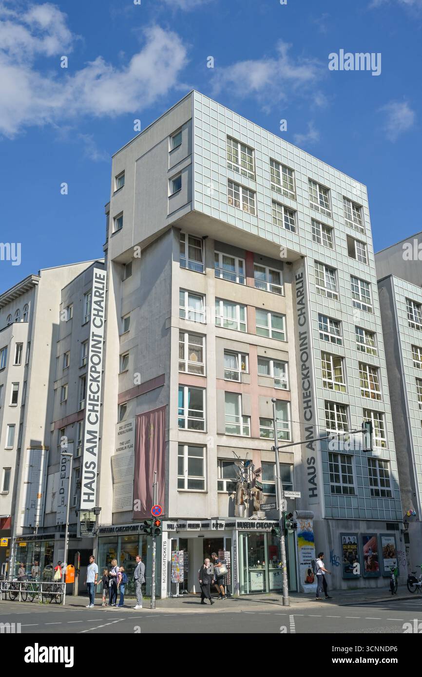 Mauermuseum Haus am Checkpoint Charlie, Friedrichstraße, Mitte, Berlin ...