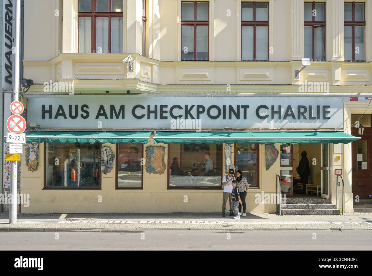 Mauermuseum Haus am Checkpoint Charlie, Friedrichstraße, Mitte, Berlin ...
