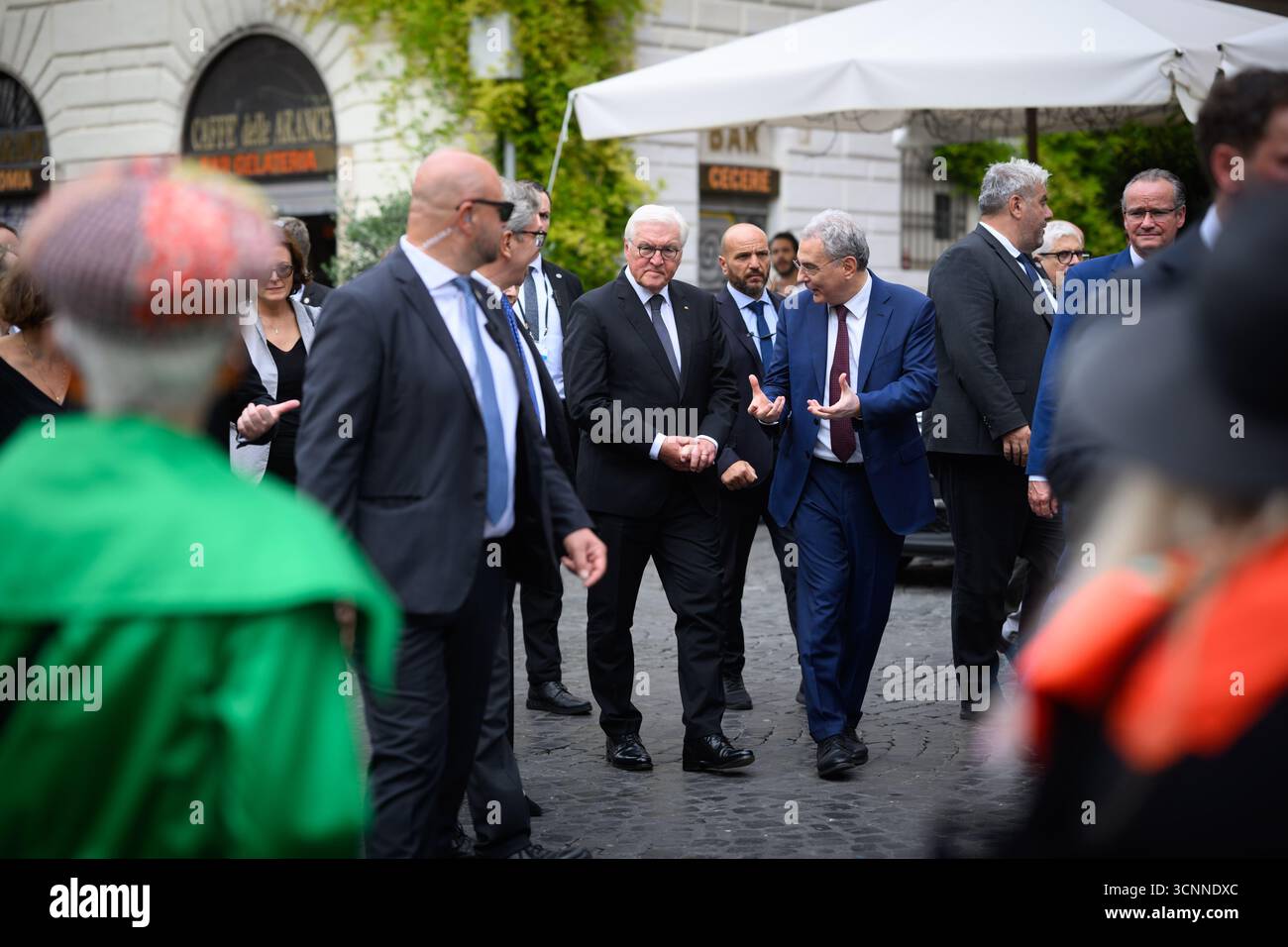 22 September 2025, Italy, Rom: Federal President Frank-Walter ...