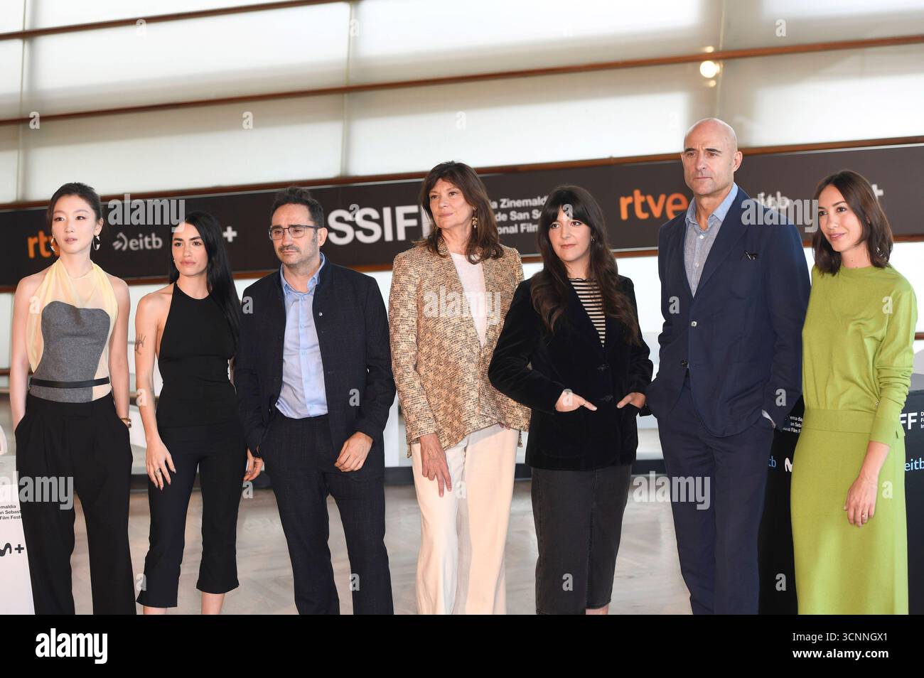 Zhou Dongyu, Lali Esposito, Juan Antonio Bayona, Anne-Dominique ...