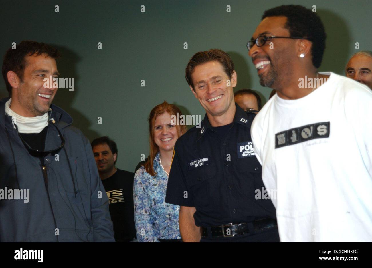 Clive Owen, Willem Dafoe and director Spike Lee on the set of Spike Lee ...