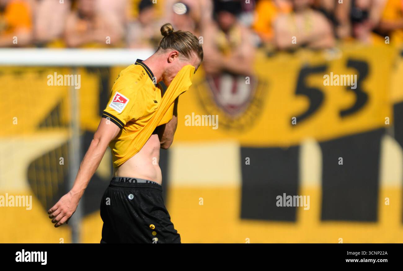21 September 2025, Saxony, Dresden: Soccer: Bundesliga 2, Dynamo ...