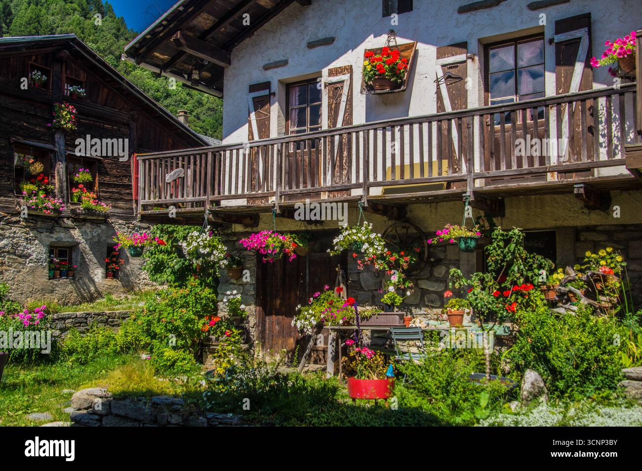 Traditional house in chamonix france hi-res stock photography and ...