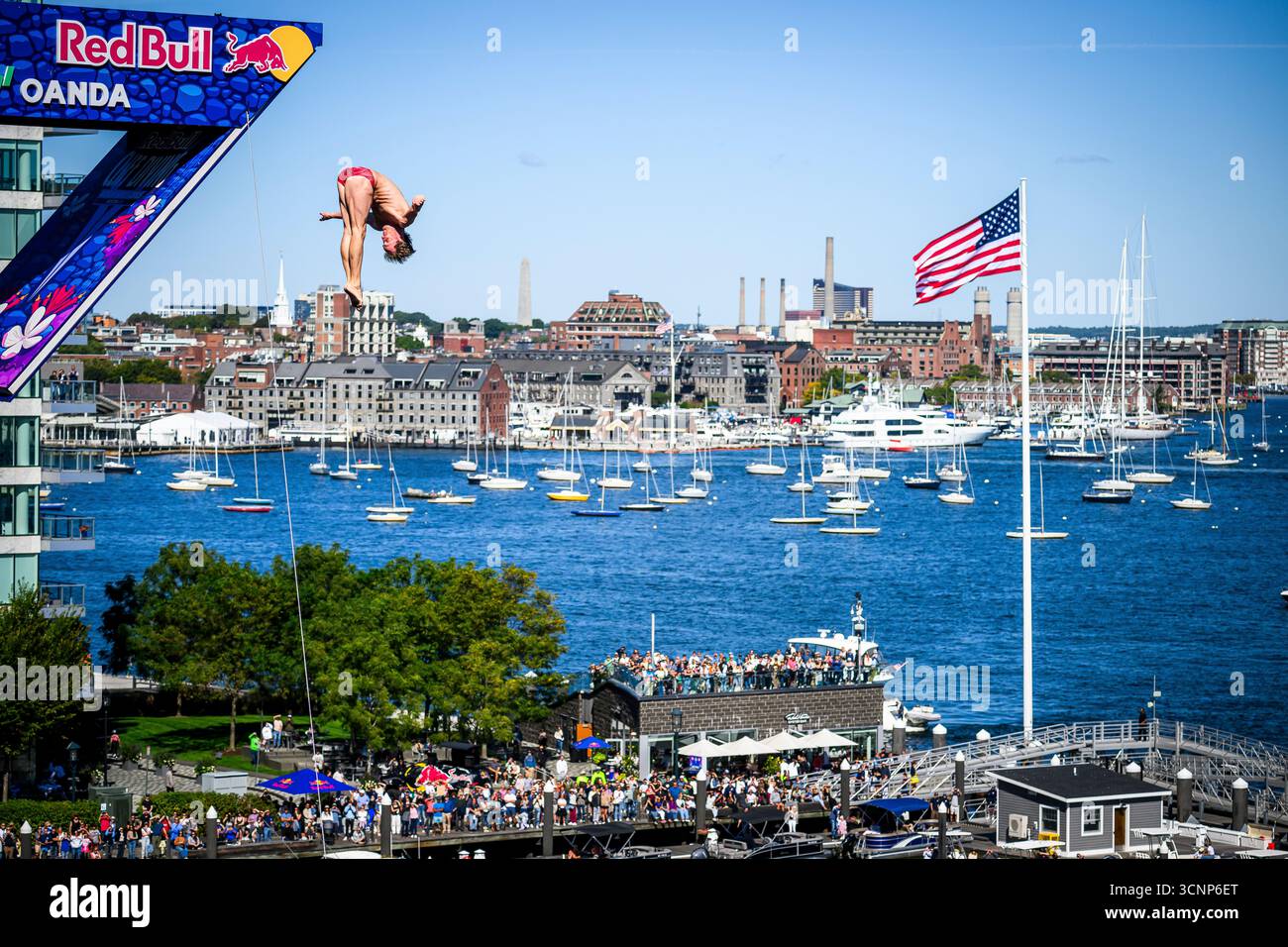 Gary Hunt clinched his 11th Red Bull Cliff Diving World Series title in ...