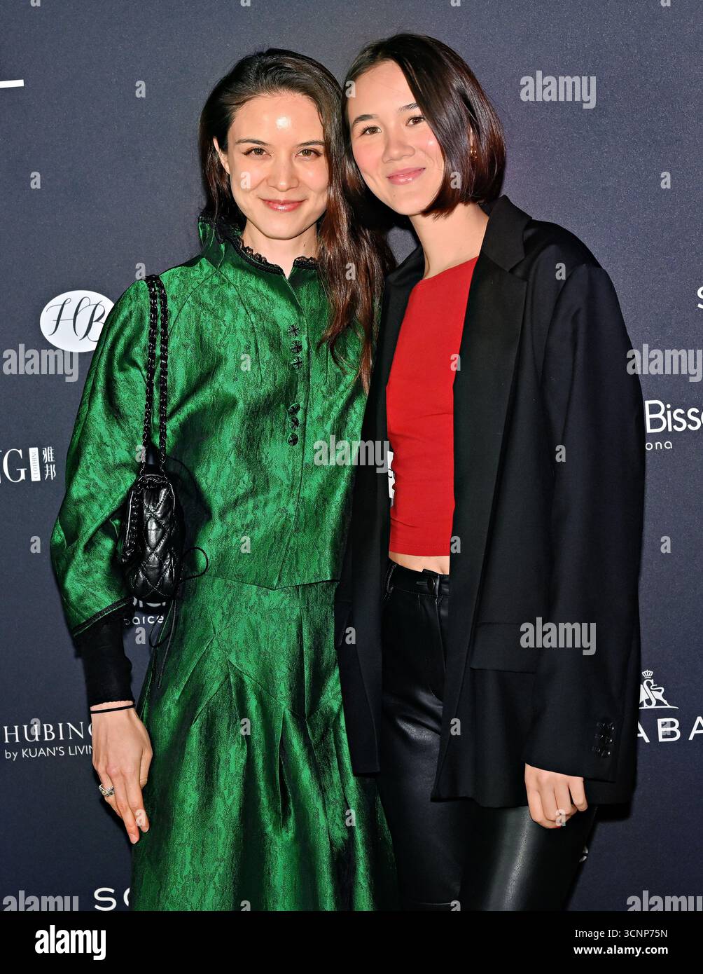 London, UK. 21st Sep, 2025. Su sisters at the Chinese celebrity and ...