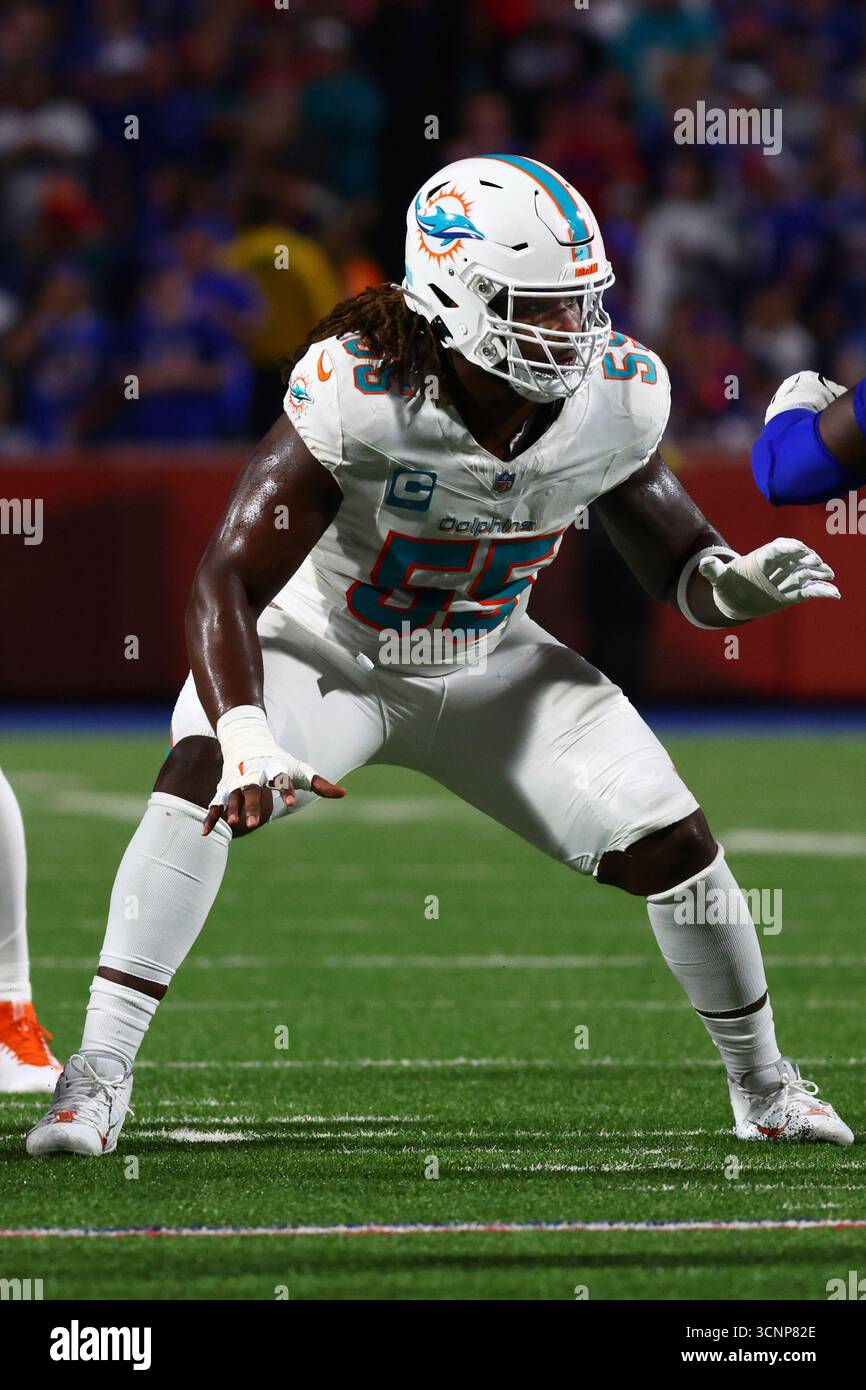 Miami Dolphins center Aaron Brewer (55) blocks during the first half of ...