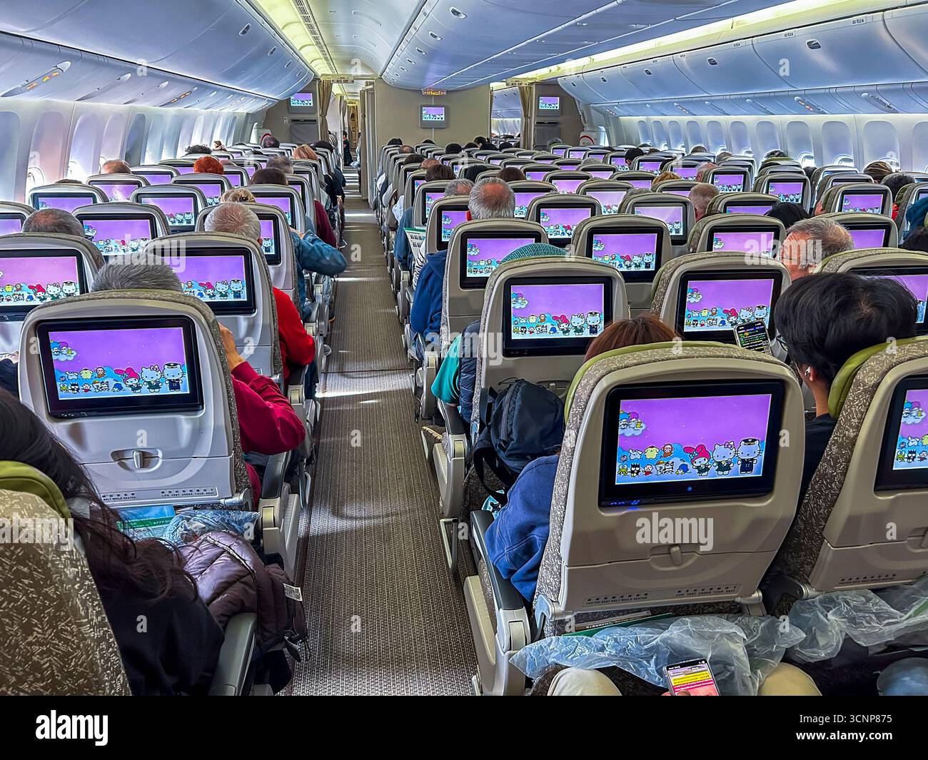 Boeing 777 interior hi-res stock photography and images - Alamy