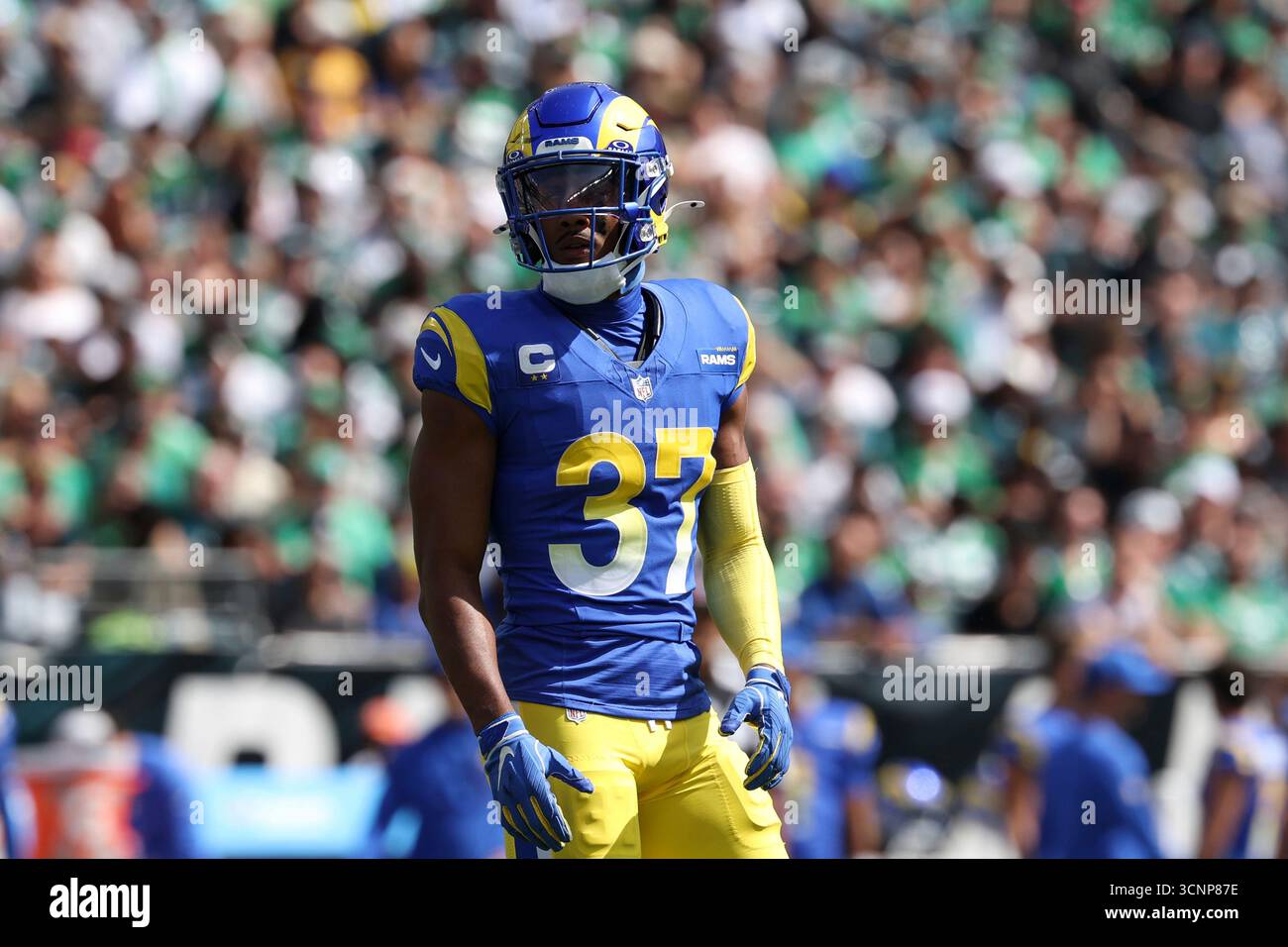 Los Angeles Rams safety Quentin Lake (37) looks on between plays during ...