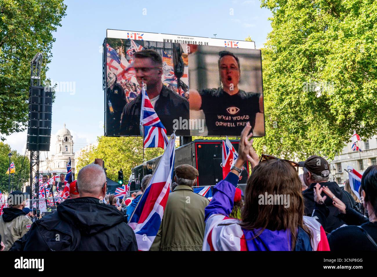 Tommy Robinson and Elon Musk (Owner of Twitter) Address The Crowds On ...