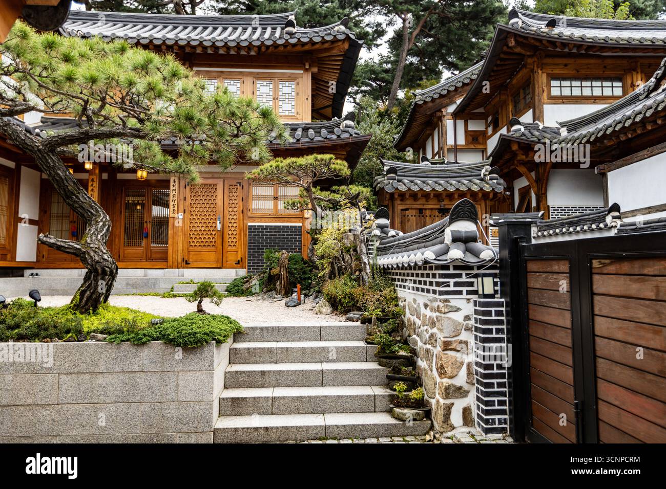 House details of Houses Eunpyeong Hanok Village traditional Korean ...