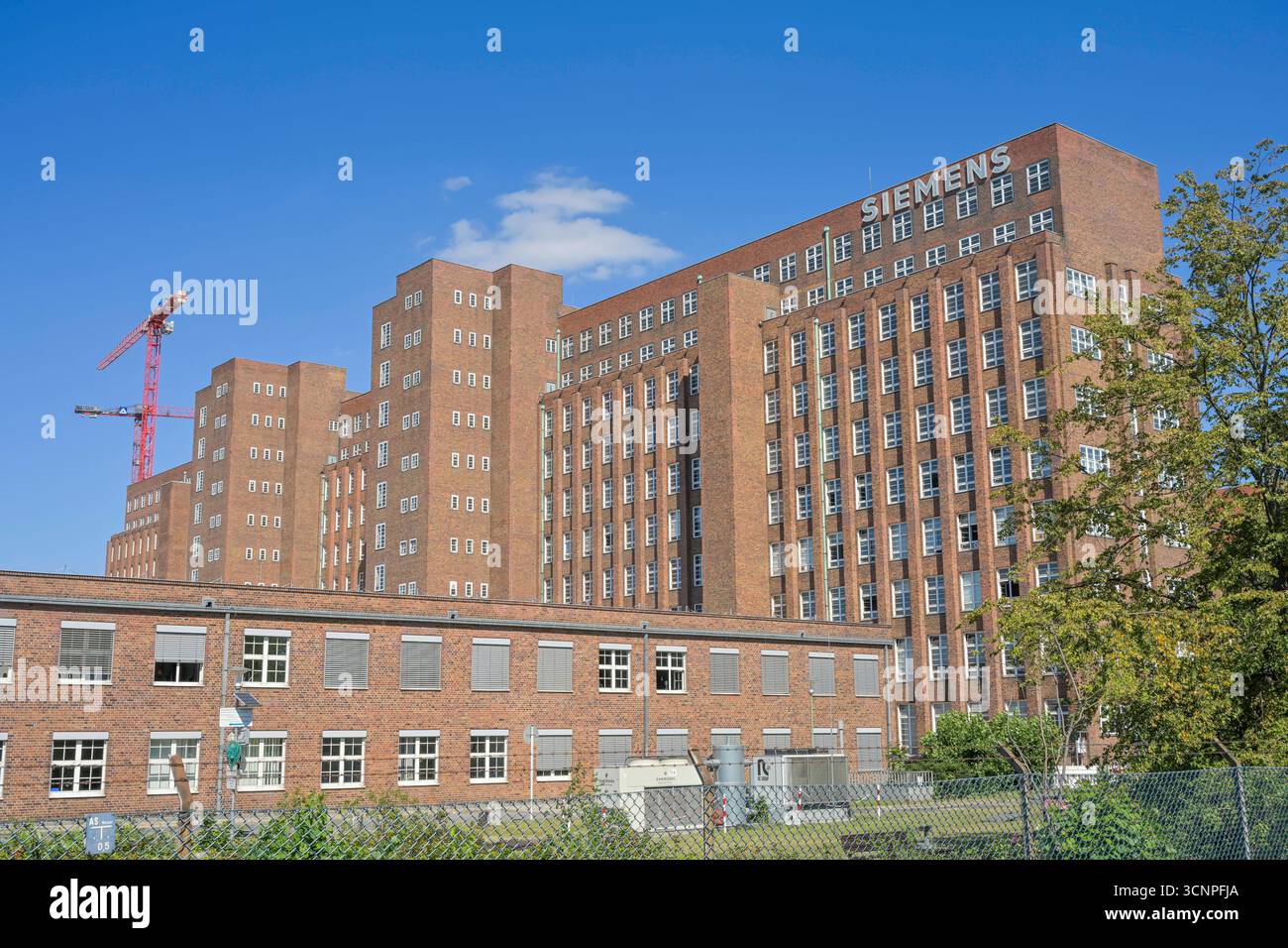 Hauptgebäude Siemens AG, Nonnendammallee, Siemensstadt, Spandau, Berlin ...