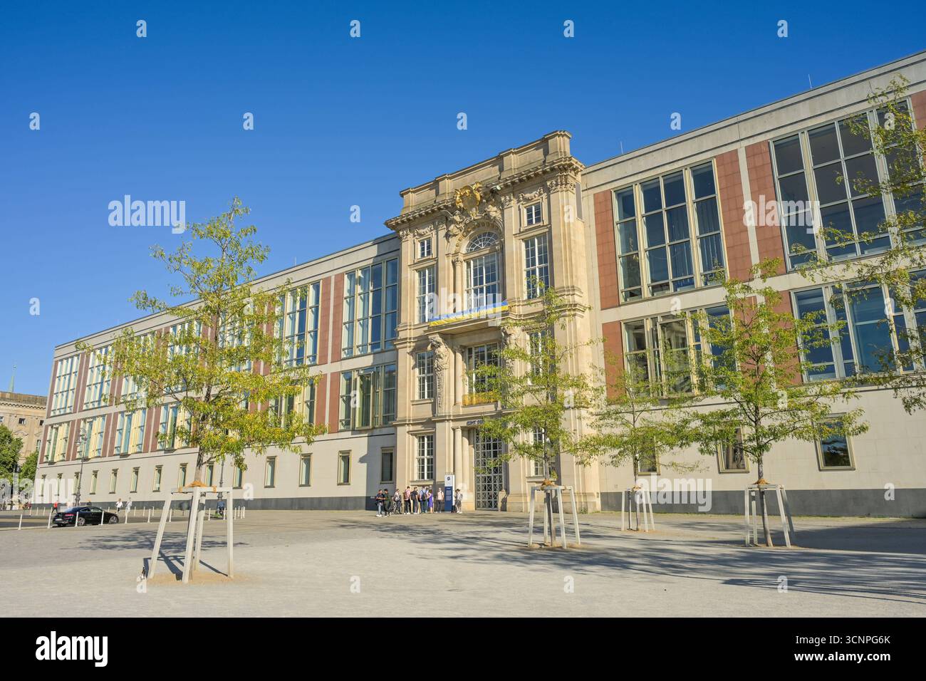 ESMT, Staatsratsgebäude, Schloßplatz, Mitte, Berlin, Deutschland ...