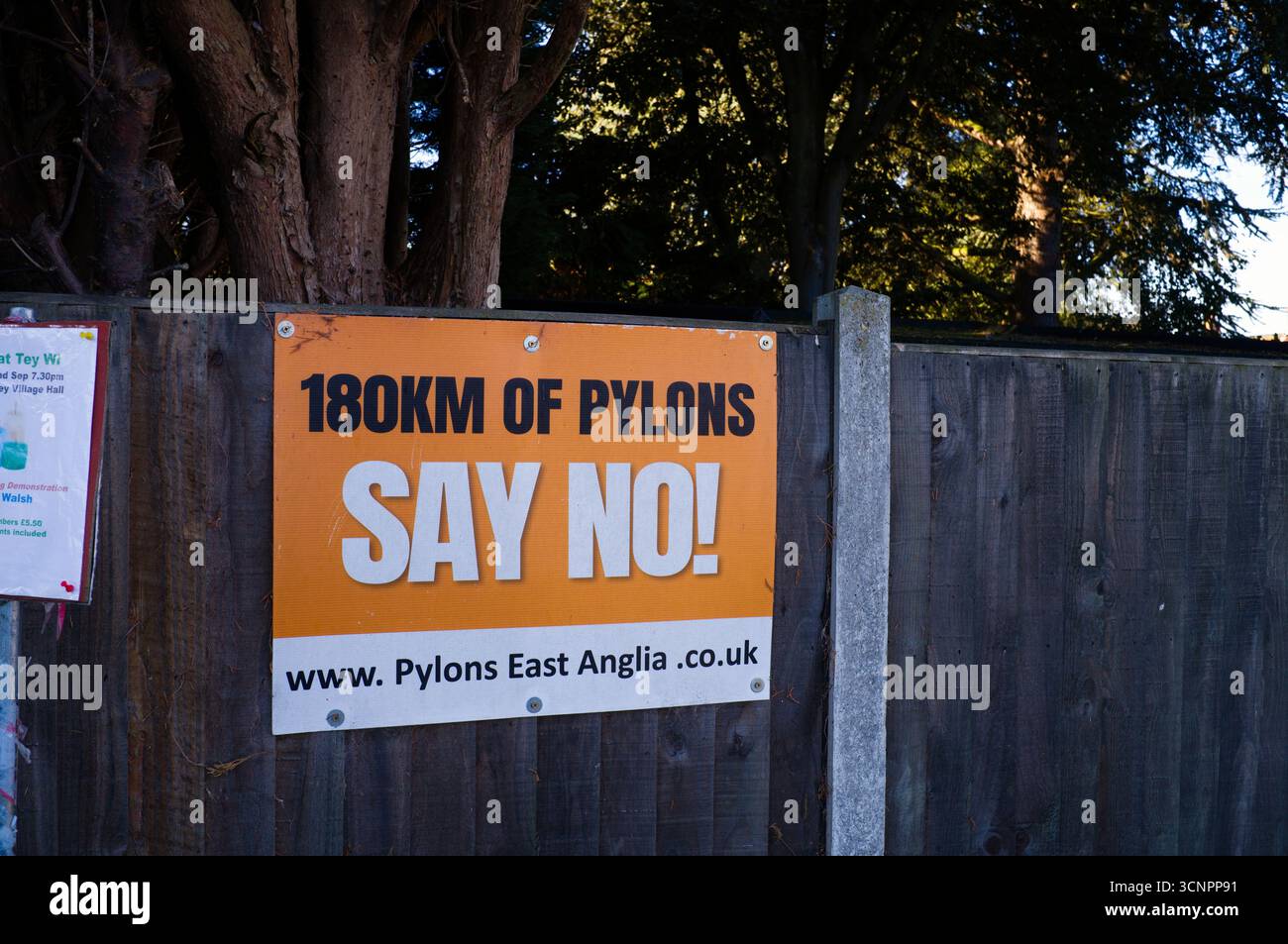 Say no to pylons hi-res stock photography and images - Alamy