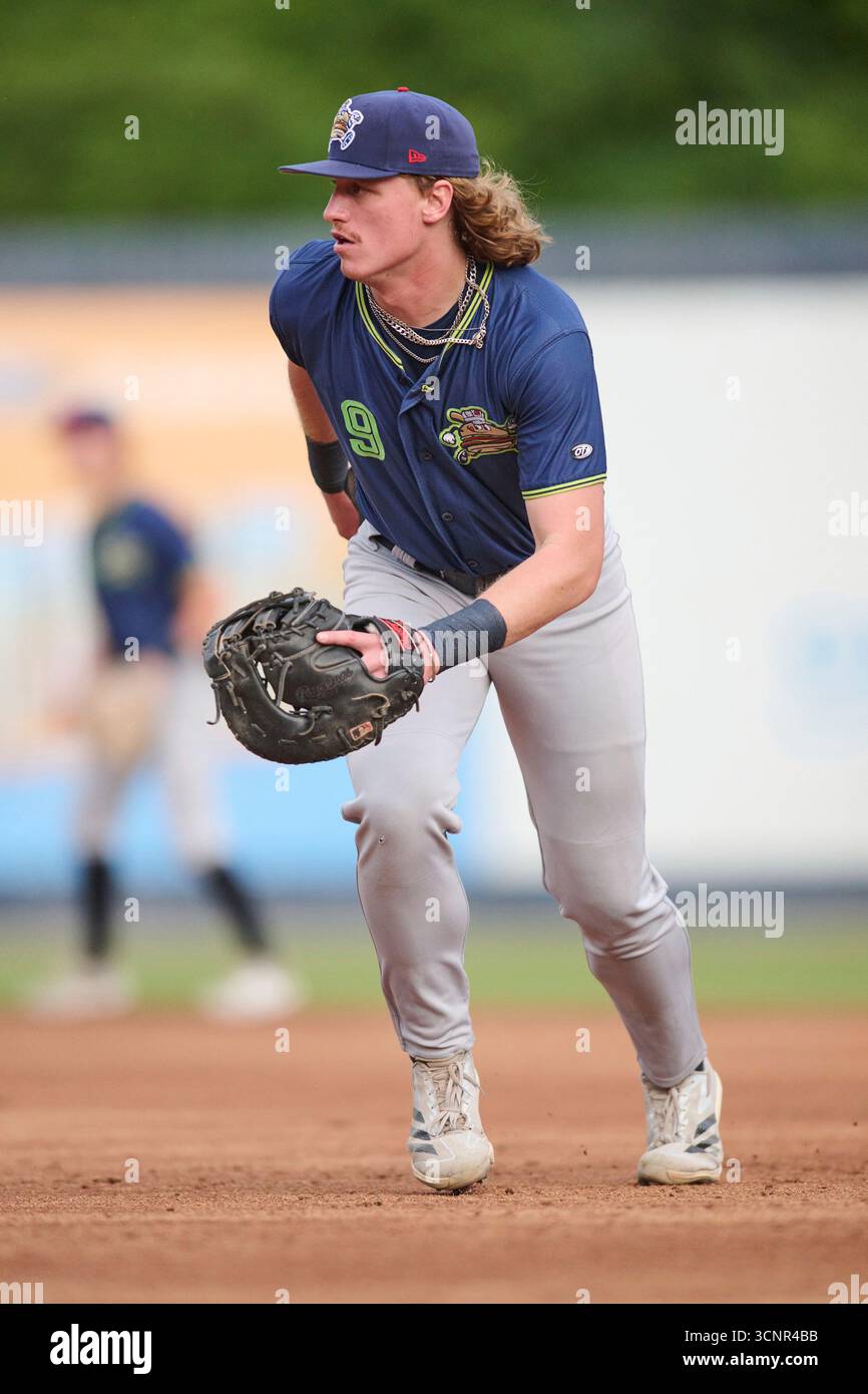 Hub City Spartanburgers first baseman Rafe Perich (9) during a game ...