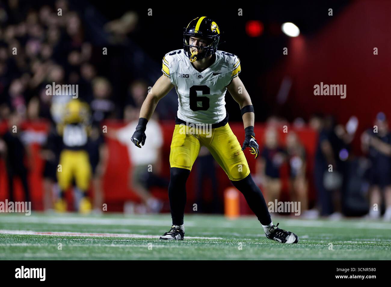 Iowa defensive back Zach Lutmer (6)defends during an NCAA football game ...