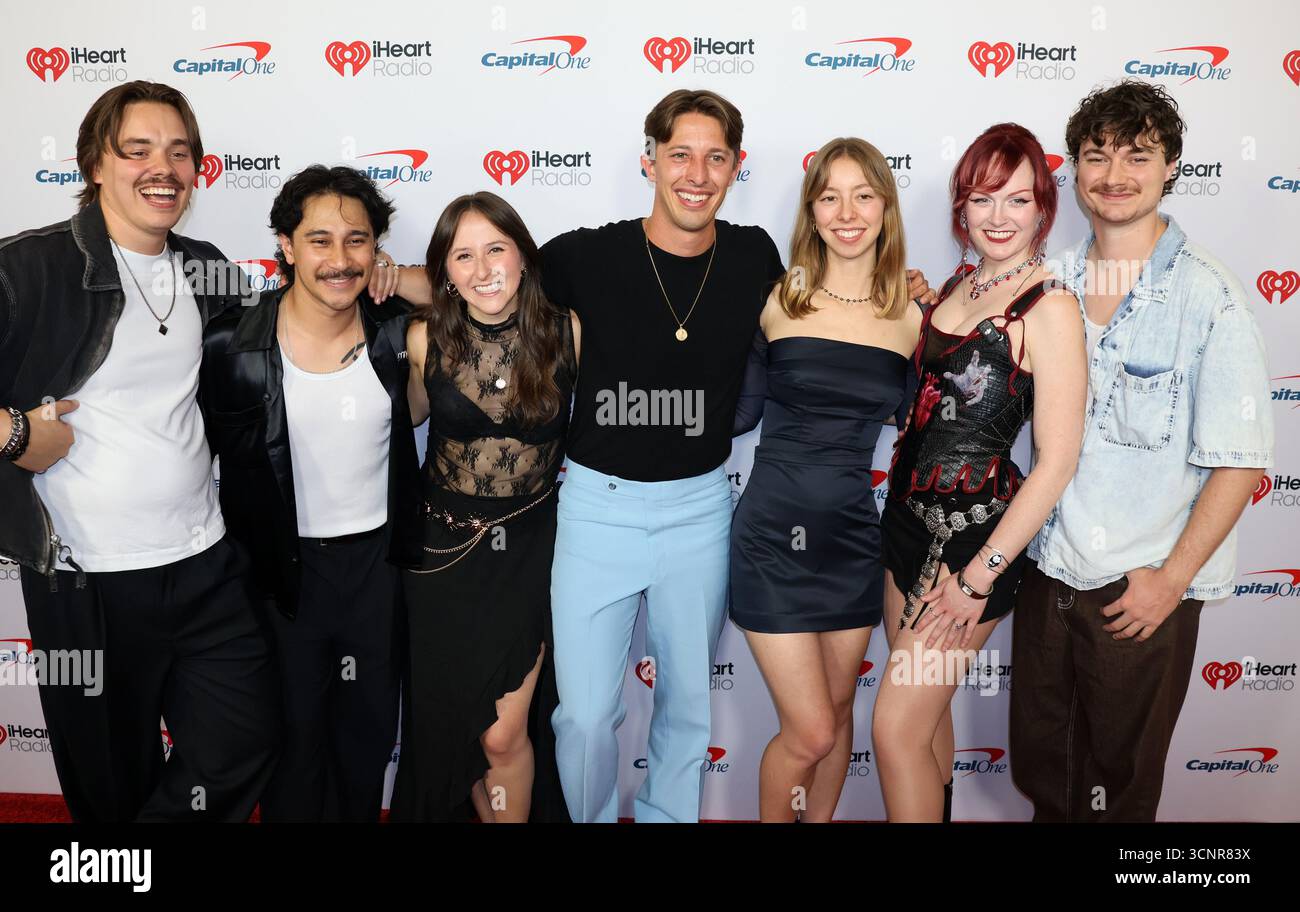 Samuel Donner, Sophia Donner, Angelina White, Riley Wilson, and the "Ok ...