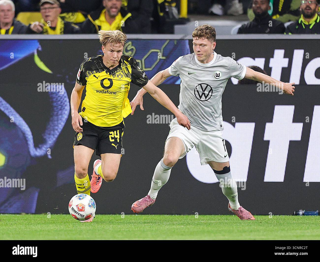 firo : 21.09.2025, Football, Football, 1. Liga, 1.Bundesliga, Season 2025/2026, 4. matchday, BVB ...