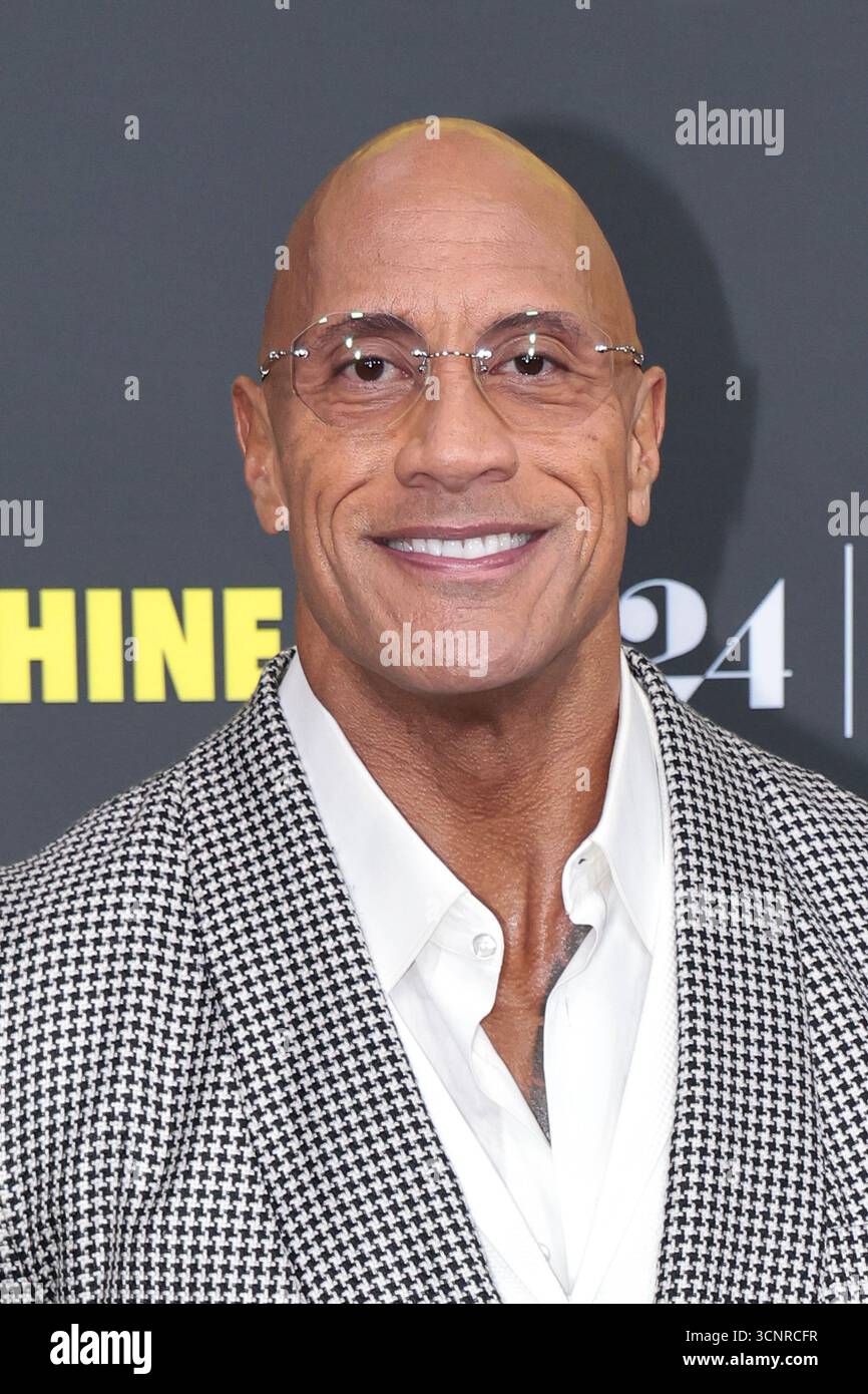 Dwayne Johnson bei der THE SMASHING MACHINE Film Premiere im Zoo Palast ...