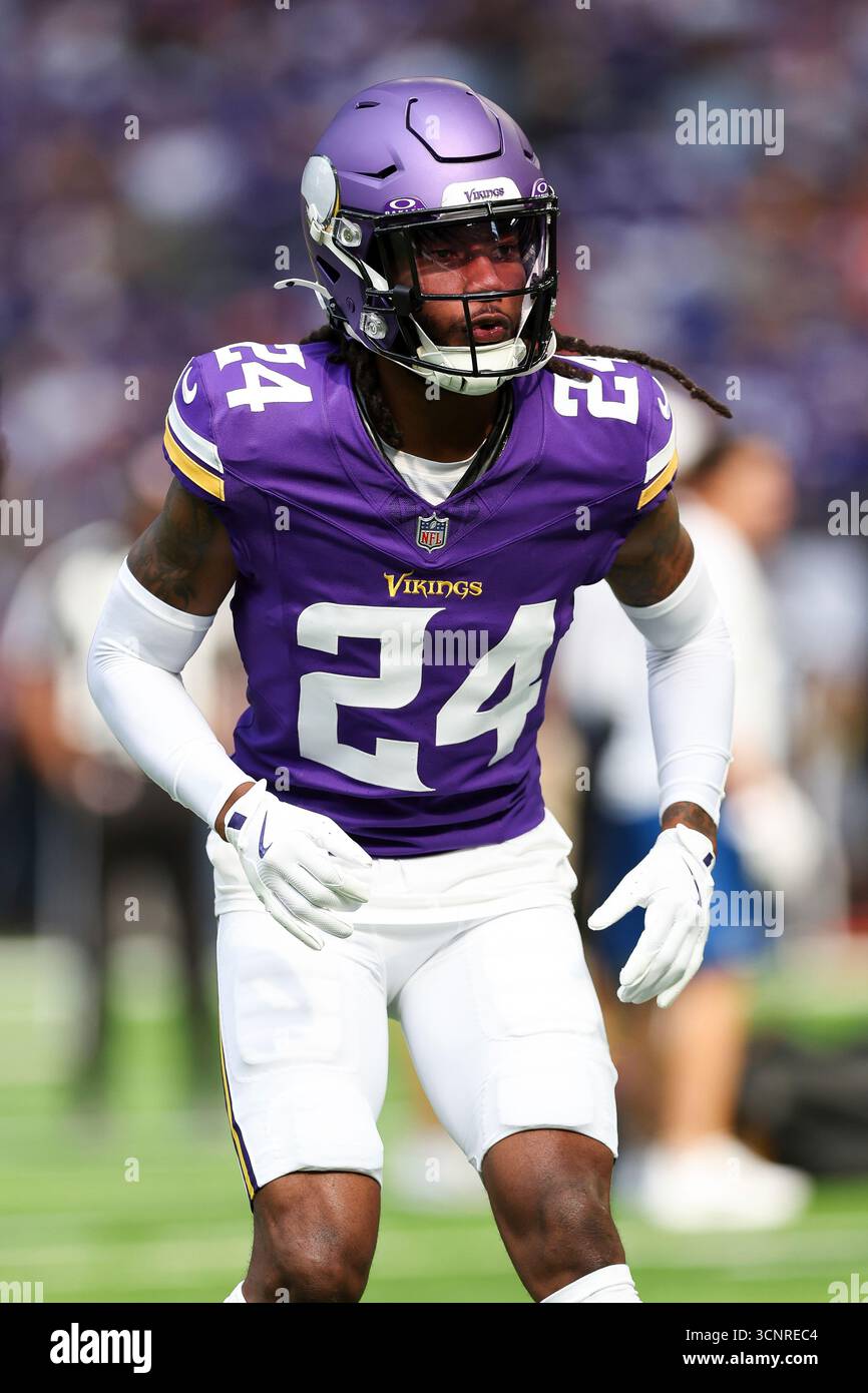 Minnesota Vikings safety Jay Ward (24) warms up before an NFL football ...