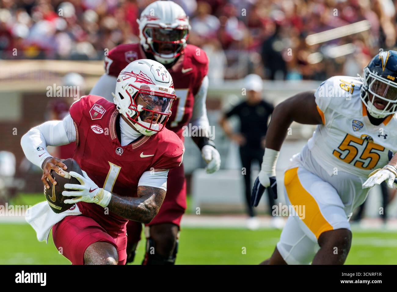 Florida State quarterback Tommy Castellanos (1) rushes against Kent ...