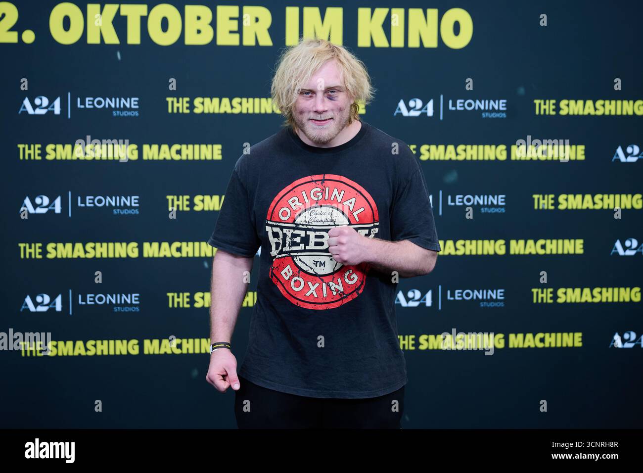 22 September 2025, Berlin: Frederic Vosgröne, mixed martial arts (MMA ...