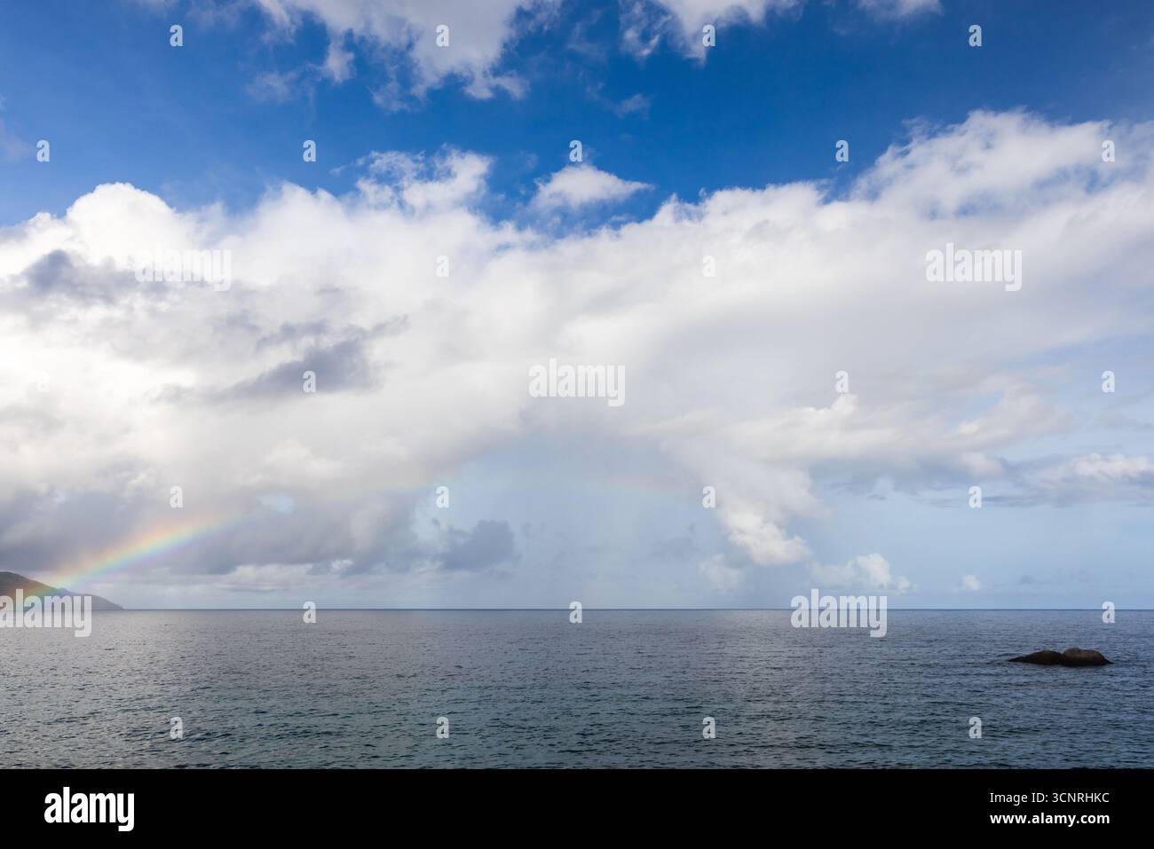 Calm seascape daytime scenery seychelles hi-res stock photography and ...
