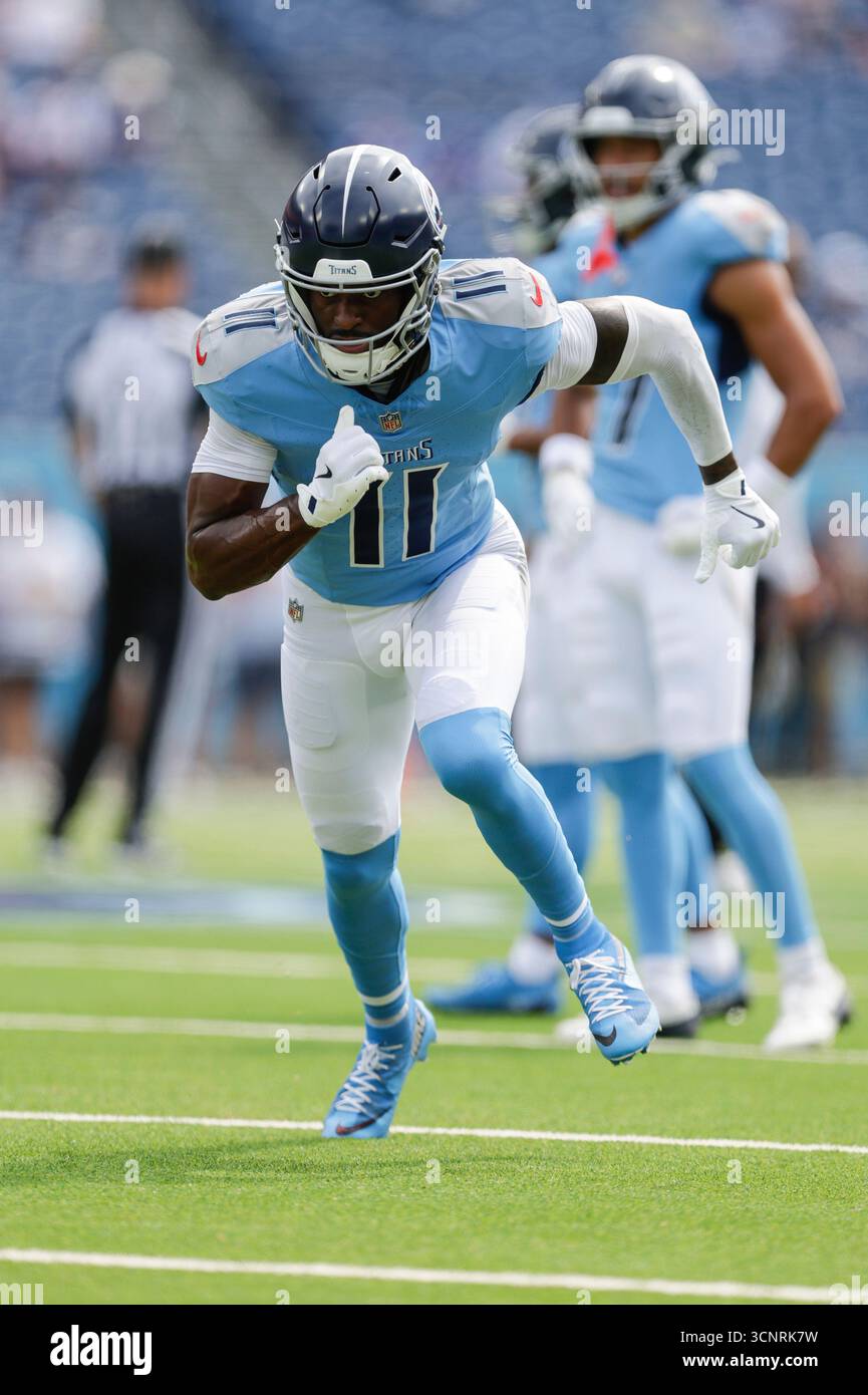 Tennessee Titans wide receiver Van Jefferson (11) warms up prior to an ...