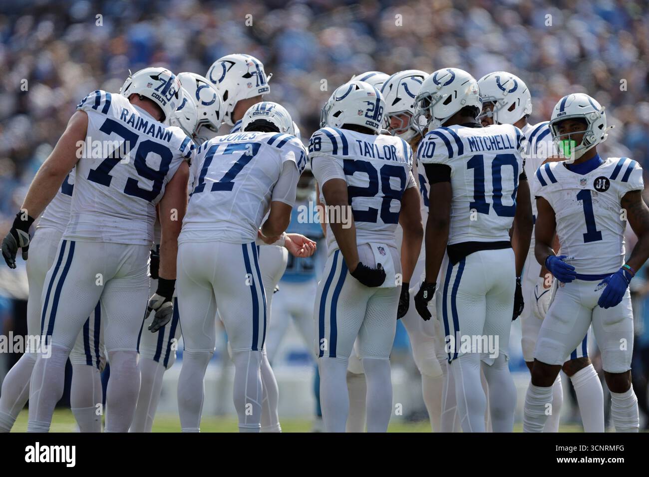 Indianapolis Colts offense huddles up during the second half of an NFL ...