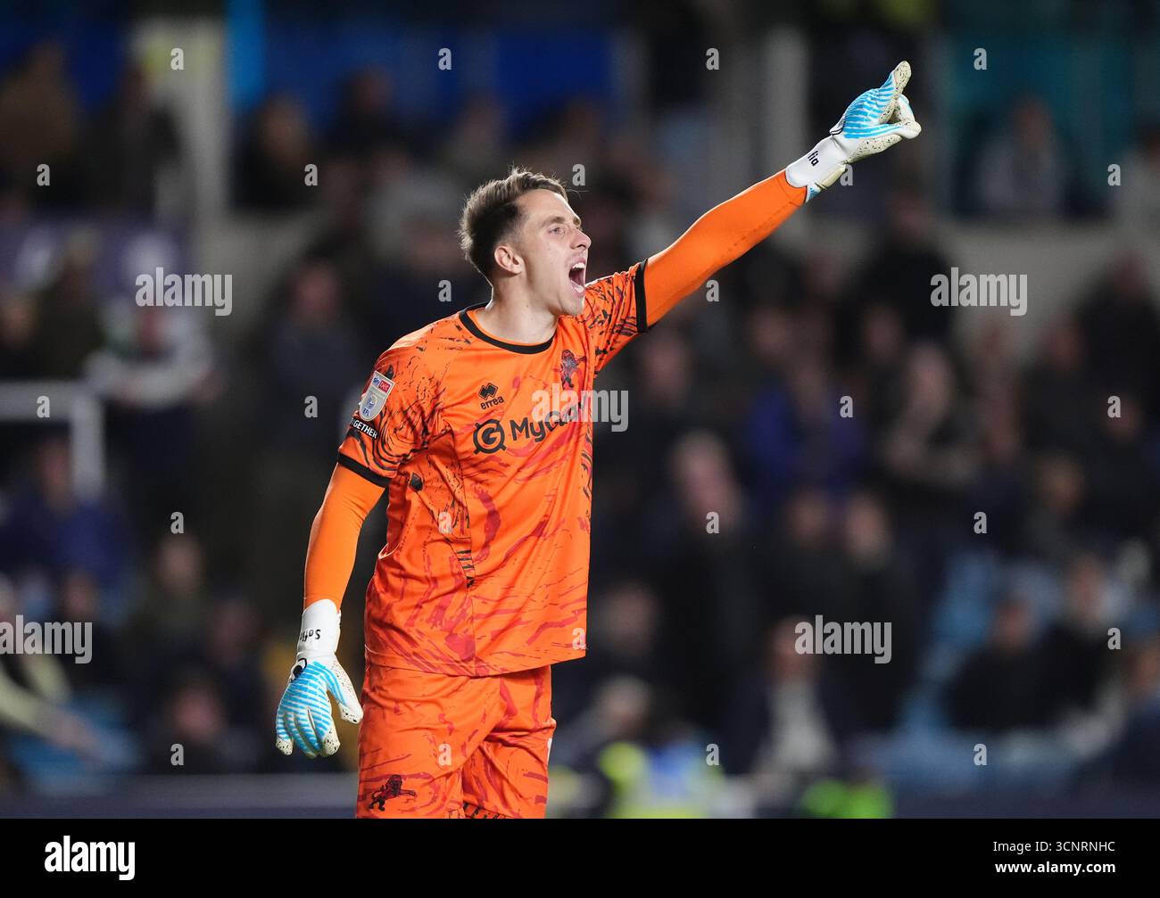 Steven benda watford hi-res stock photography and images - Alamy