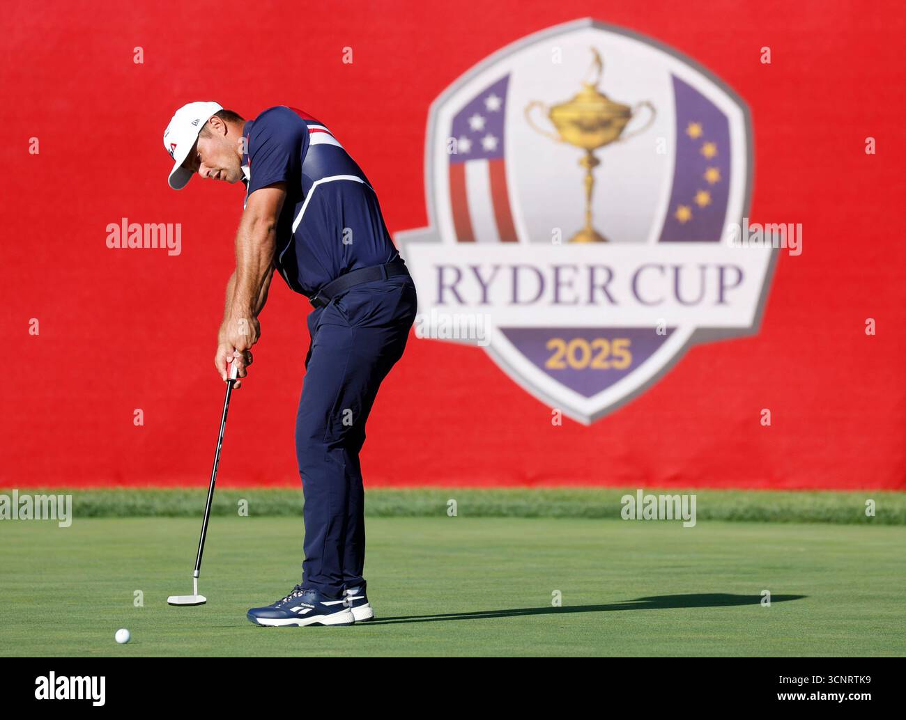 Bryson dechambeau ryder cup hi-res stock photography and images - Alamy