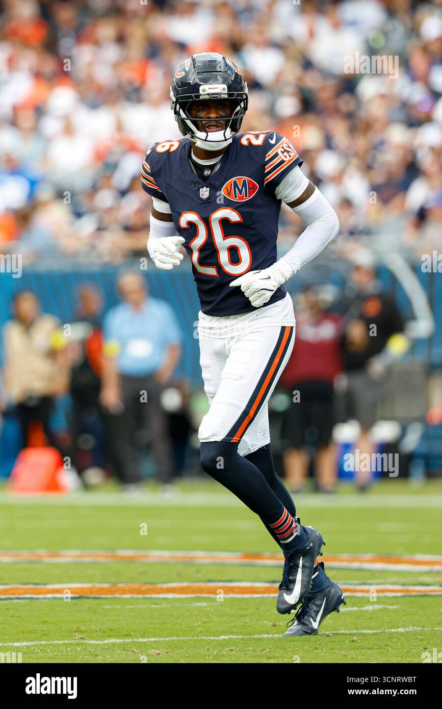 Chicago Bears cornerback Nahshon Wright (26) runs on the field during ...